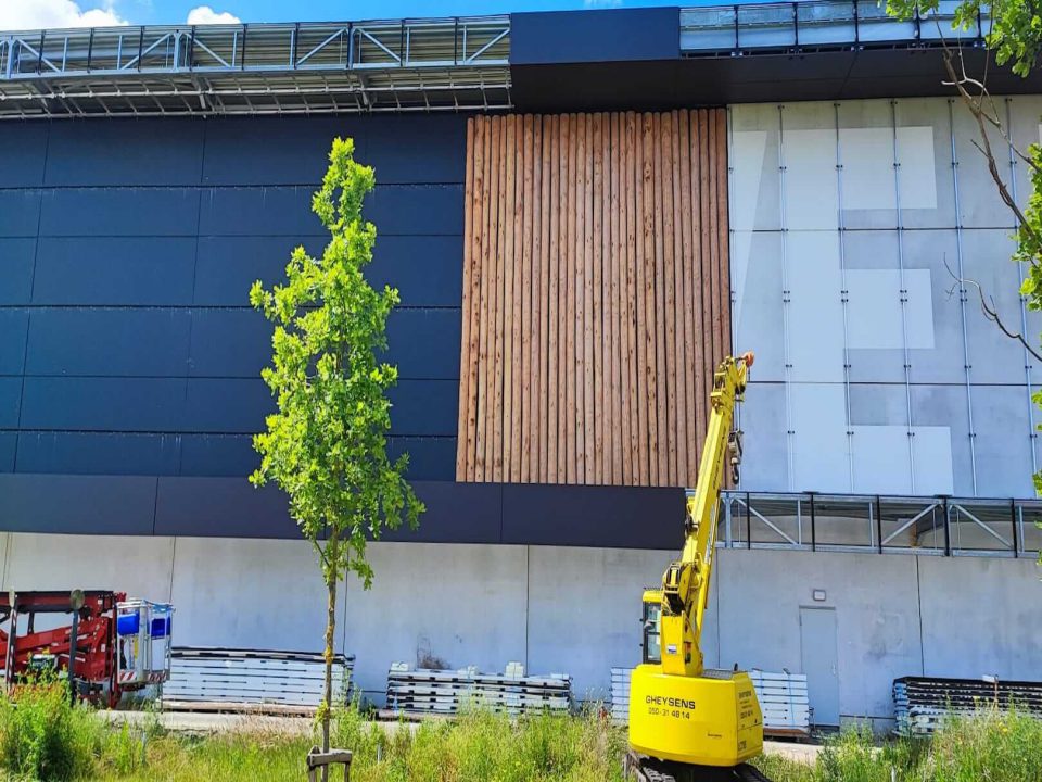 Spectaculaire Rensongevel langs de E17 | Starconstruct